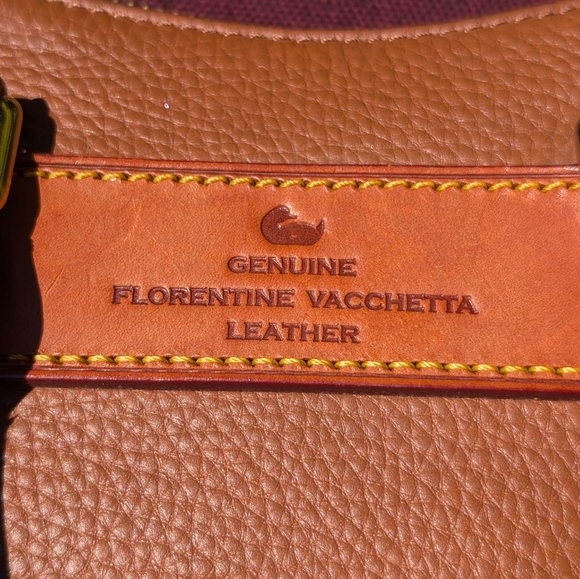 Dooney & Bourke | Bags | Vintage Dooney And Bourke Teardrop Florentine ...